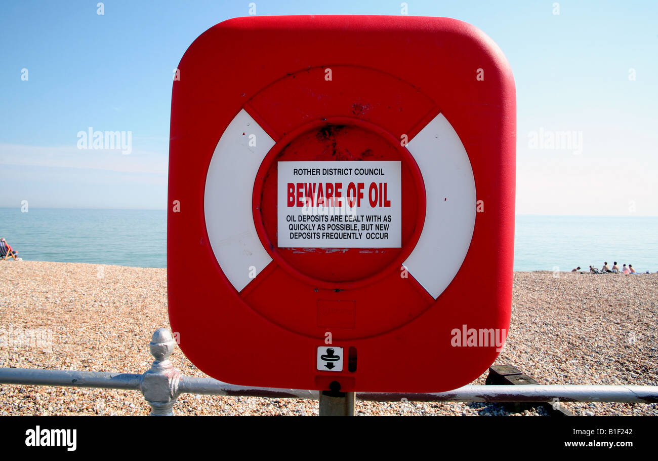 Oil on beach warning sign hi-res stock photography and images - Alamy