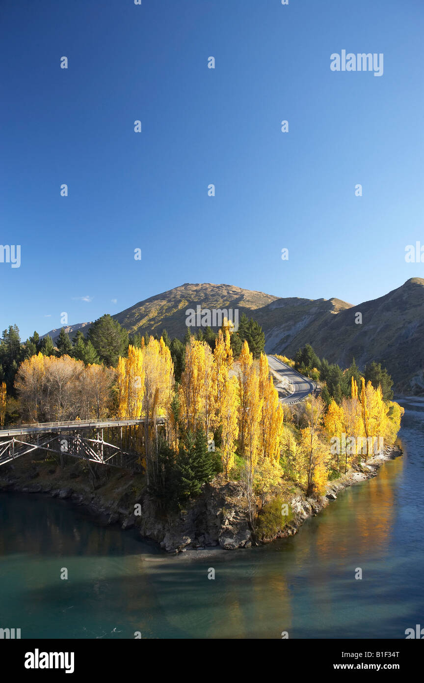 Autumn Colours Victoria Bridge Kawarau River Kawarau Gorge South Island ...