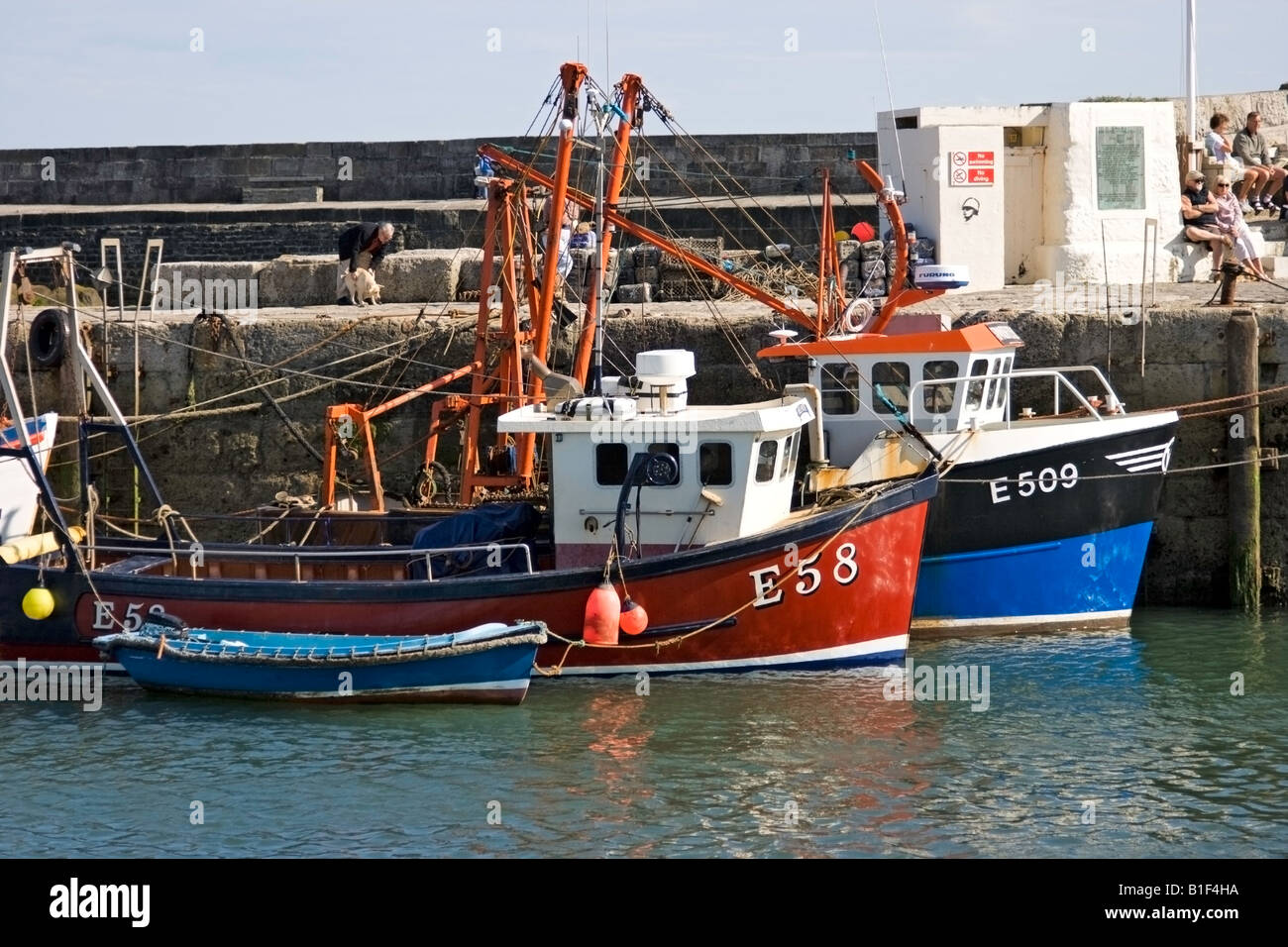Fish trawlers hi-res stock photography and images - Alamy