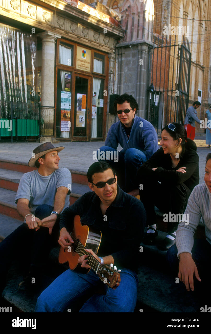 Mexican people, Mexican man, musician, guitarist, guitar player ...