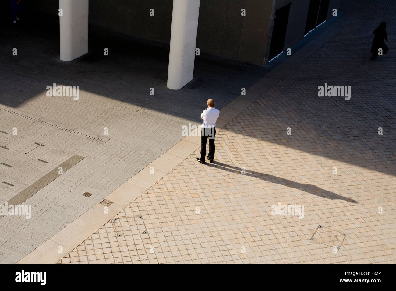 Lone worker in office hi-res stock photography and images - Alamy