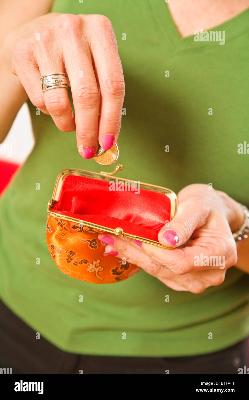 Cash and coin purse hi-res stock photography and images - Alamy