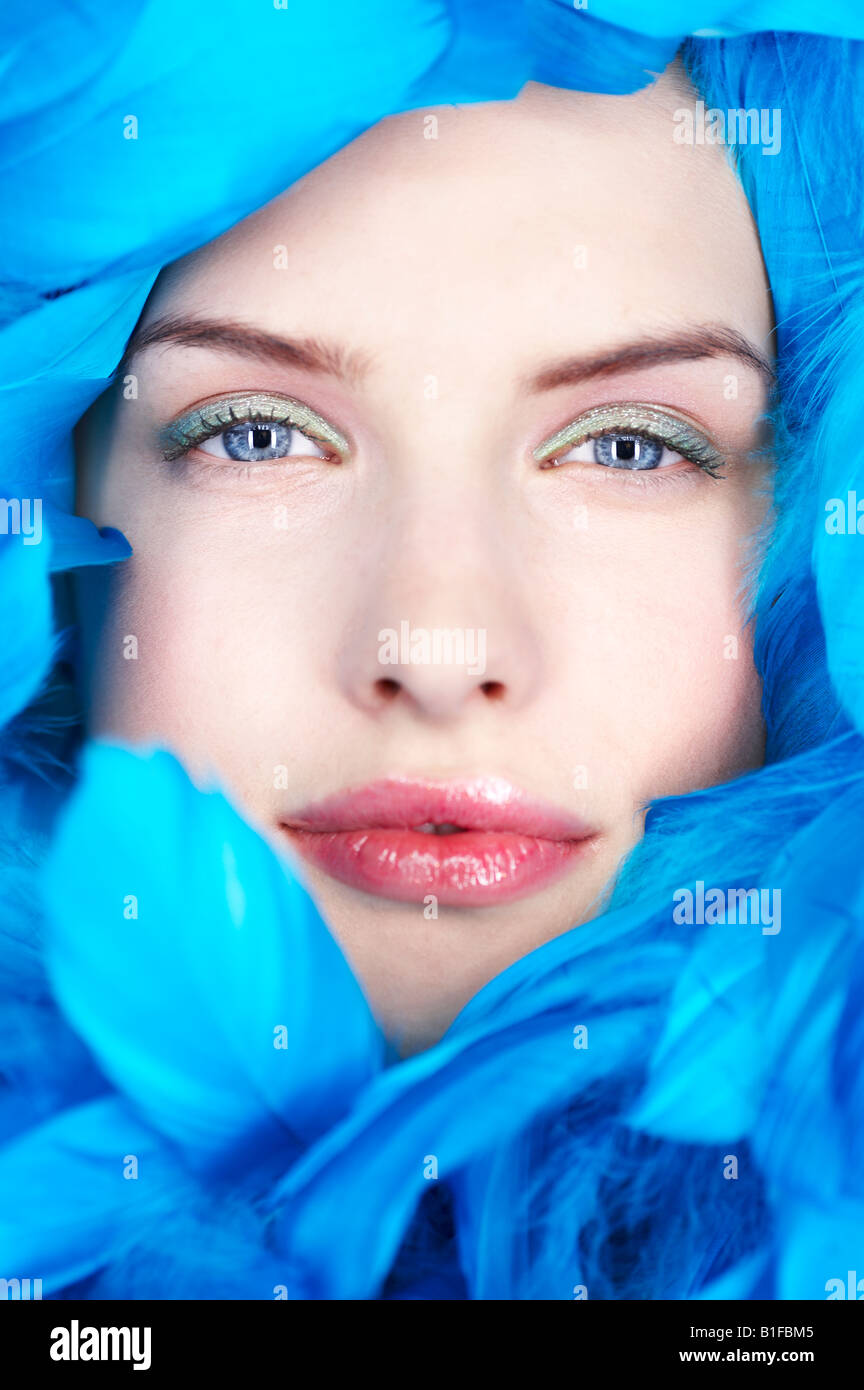 Woman wearing feather boa hi-res stock photography and images - Alamy