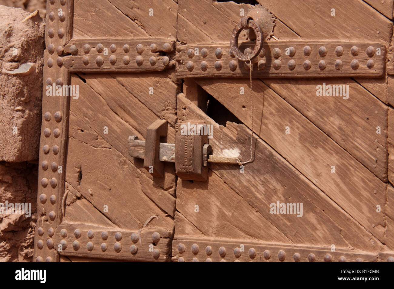 wooden lock in moroccoin Ait Benhaddou Stock Photo - Alamy