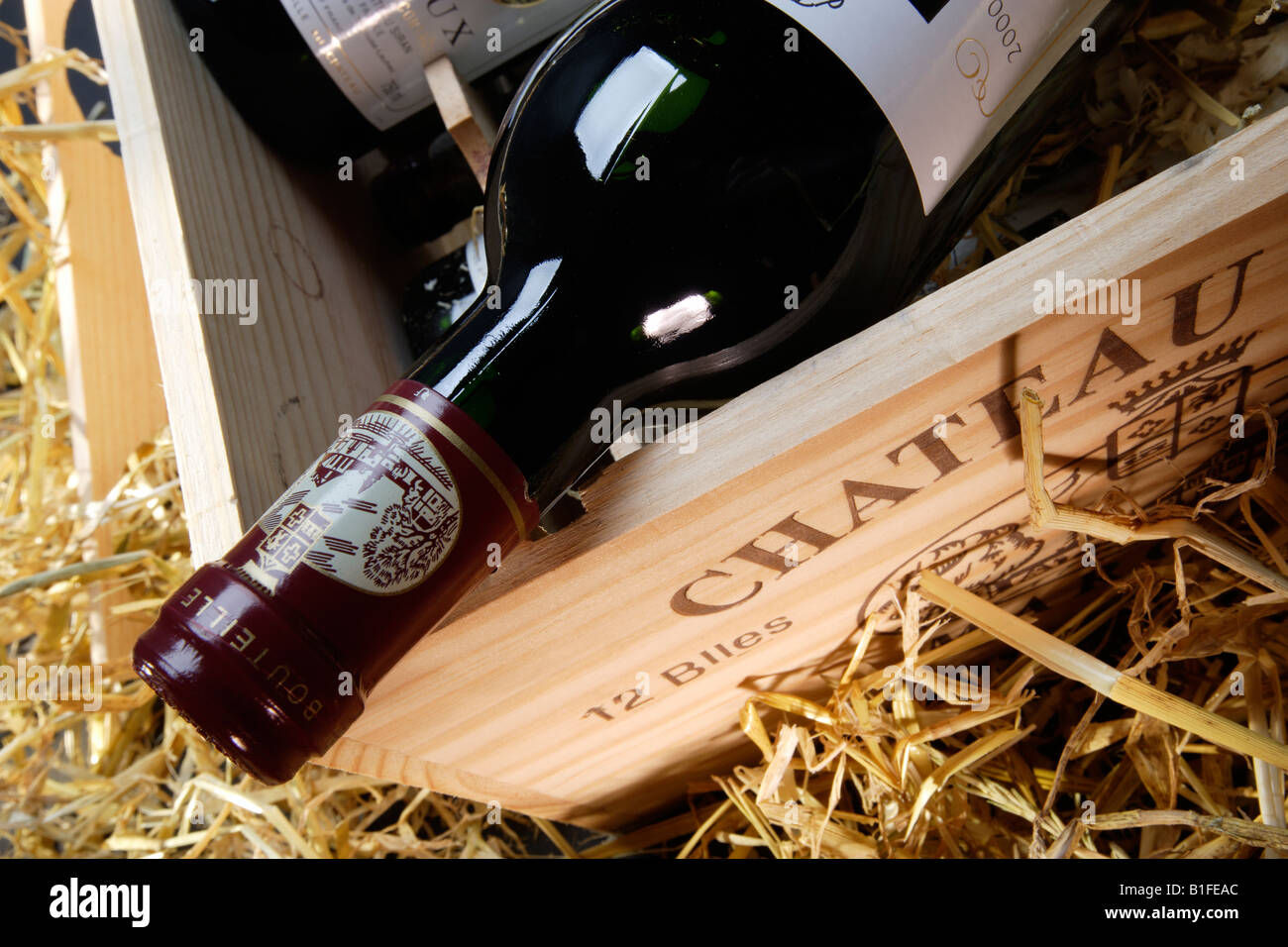 Chateau margaux bottle hi-res stock photography and images - Alamy