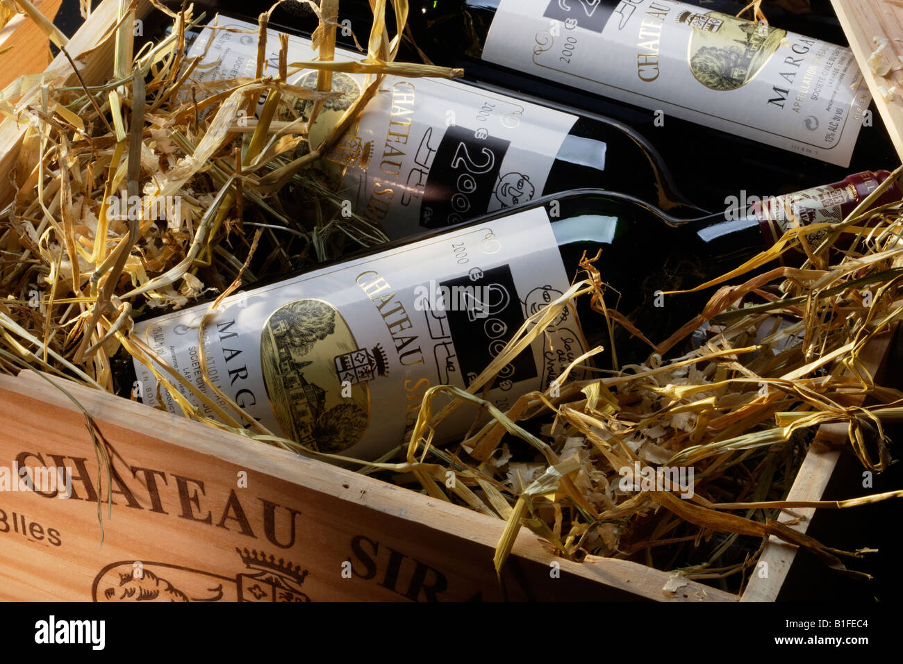 Bottles of Claret French wine in wooden box Stock Photo - Alamy
