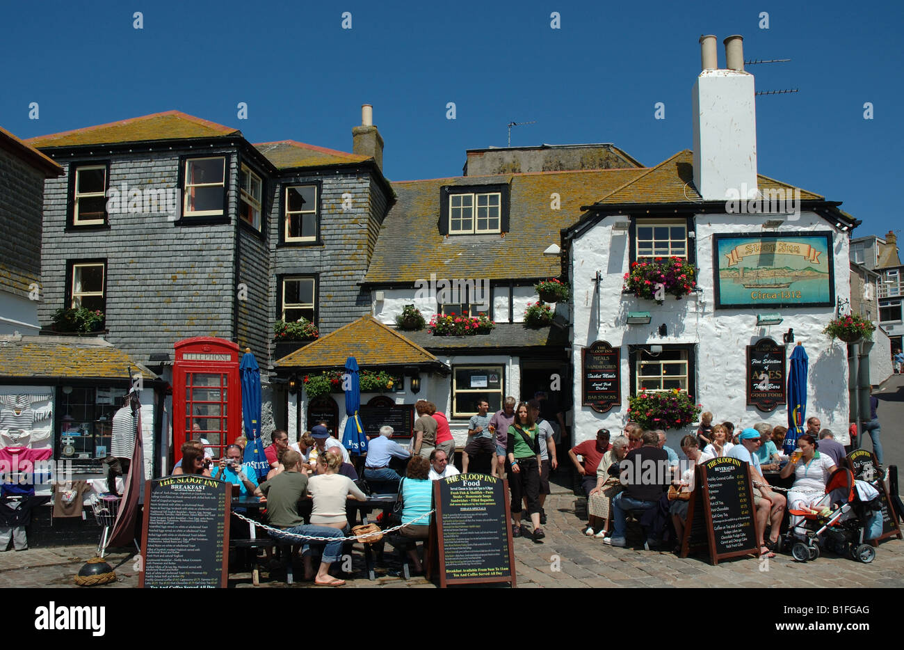 The Sloop Inn, St Ives, Cornwall, England, UK Stock Photo - Alamy