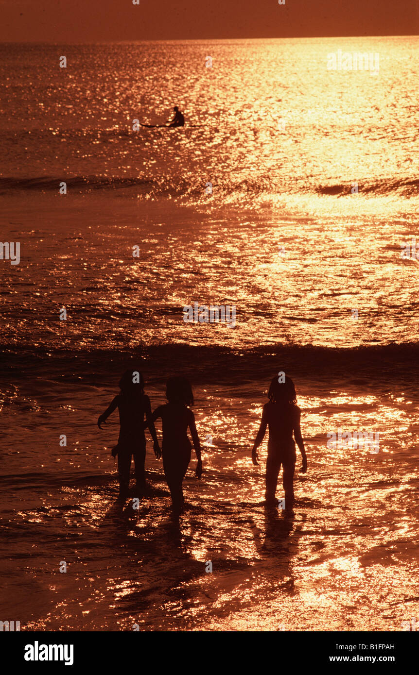 People standing on sea hi-res stock photography and images - Alamy