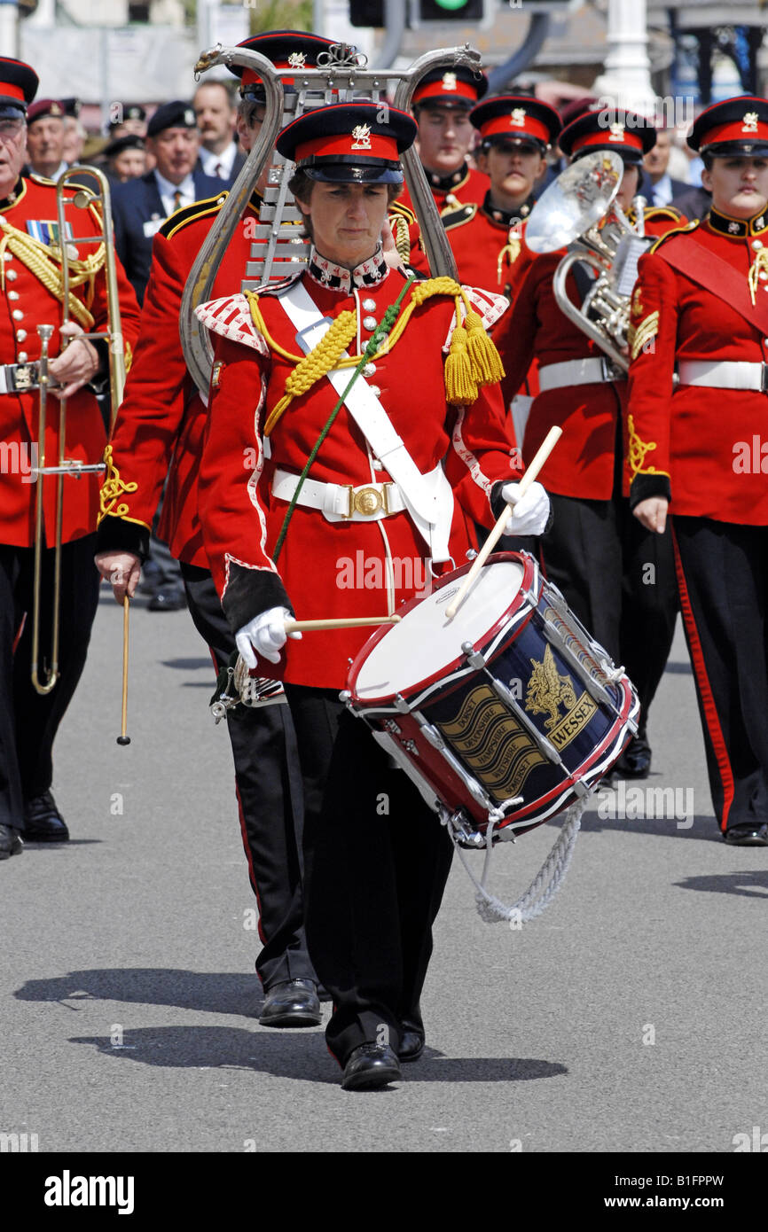Drummers of the British Army in cerimonial Red tunics march through the ...
