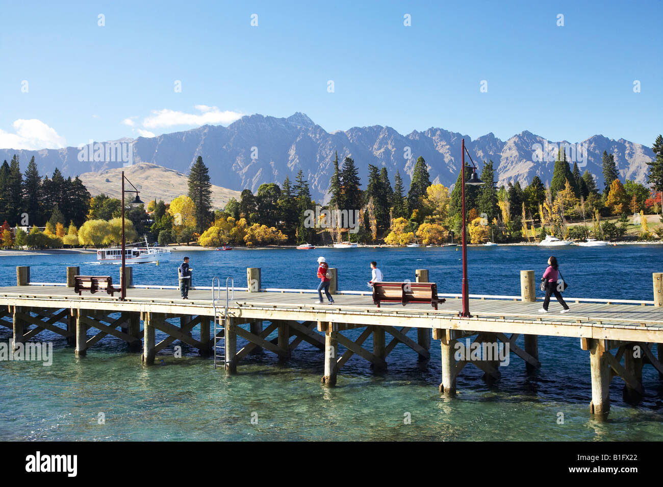 Jetty queenstown bay south hi-res stock photography and images - Alamy