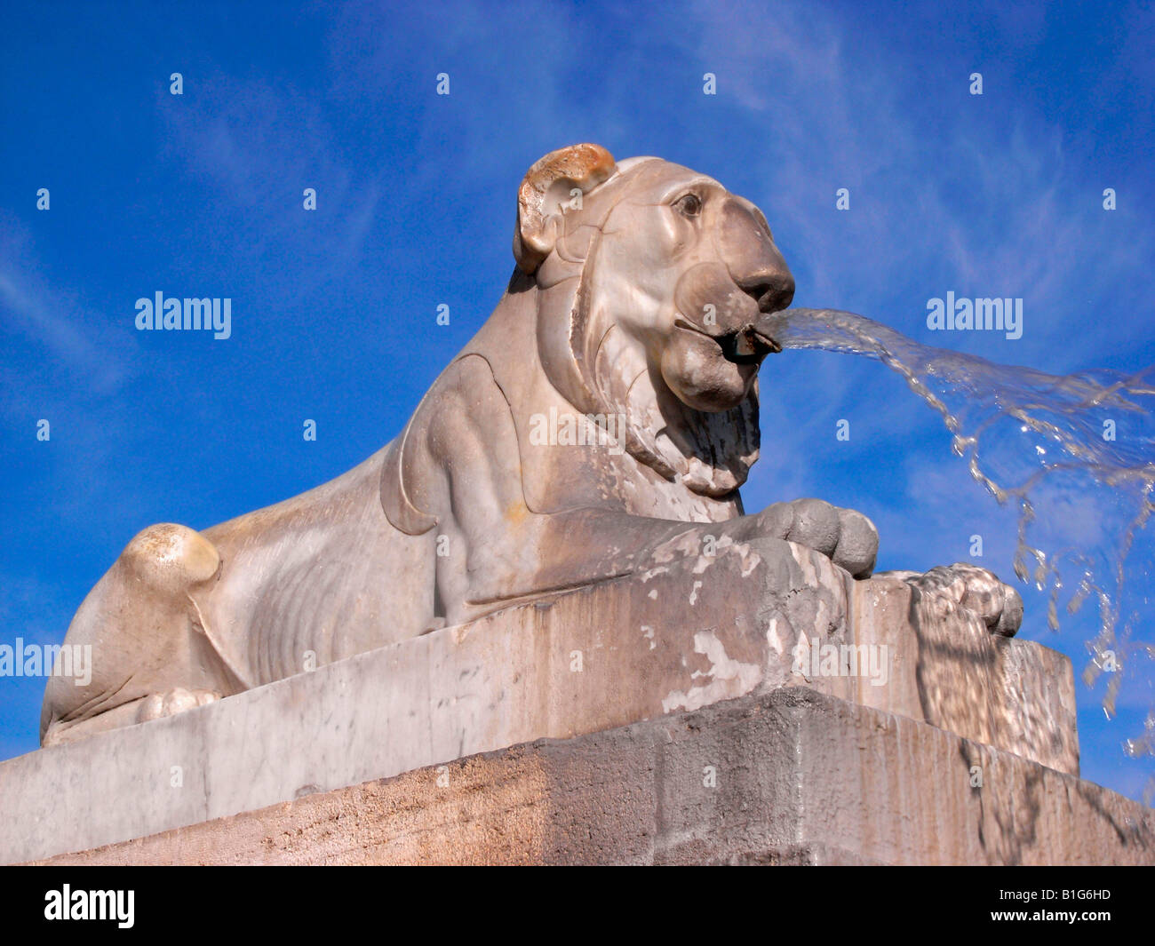 Sphinx statue Piazza del Popolo Rome Italy Stock Photo - Alamy