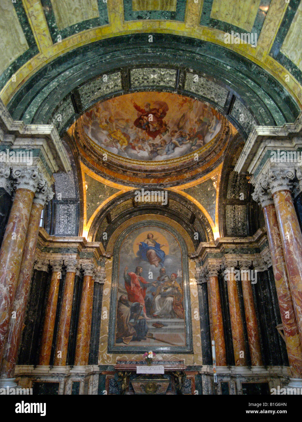 Inside of santa maria del popolo hi-res stock photography and images ...