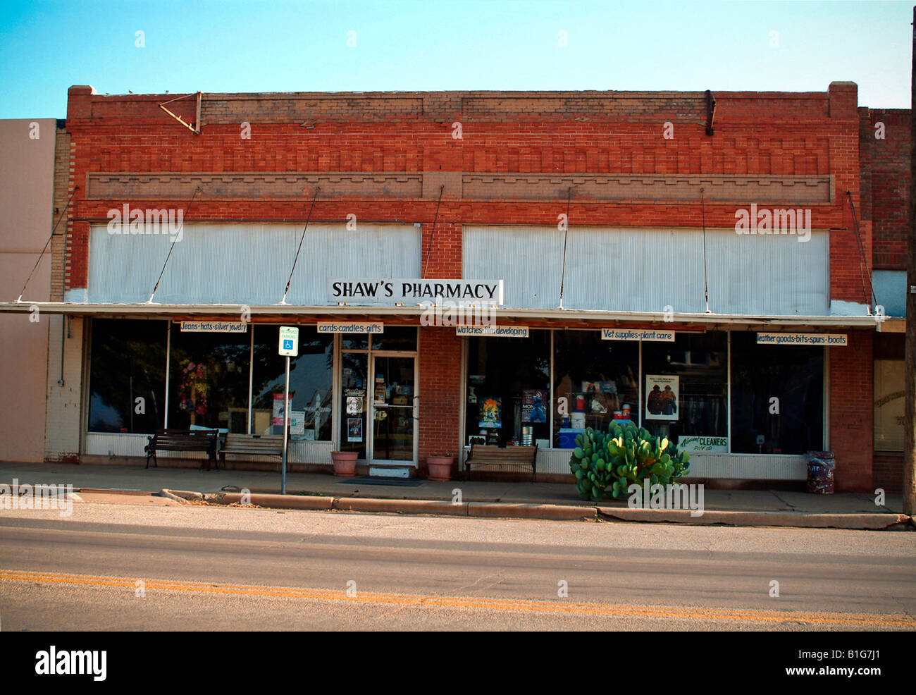 Country Store shop in a little town route 66 old west cowboy town texas ...