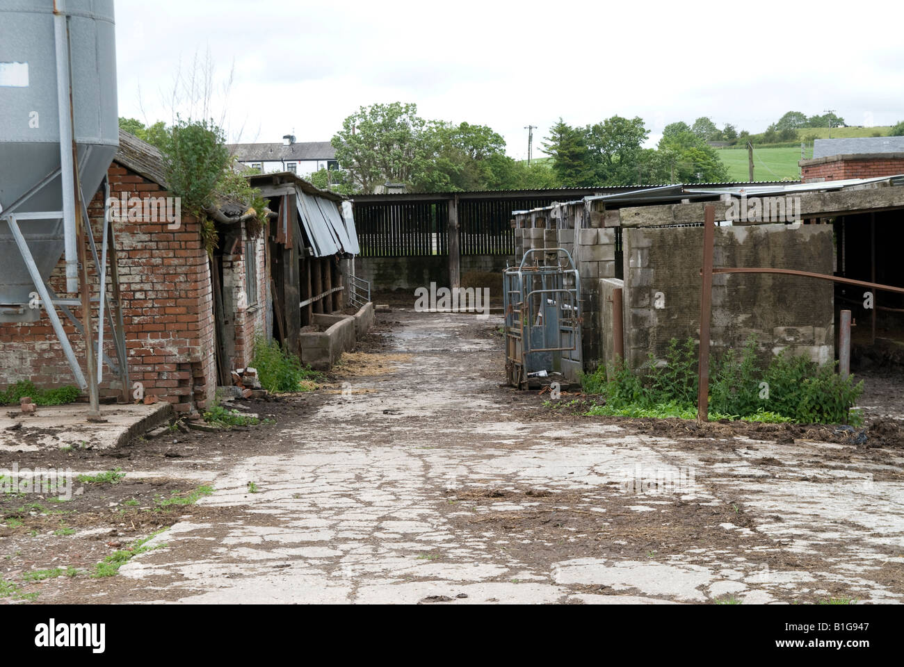old farm buildings Stock Photo - Alamy