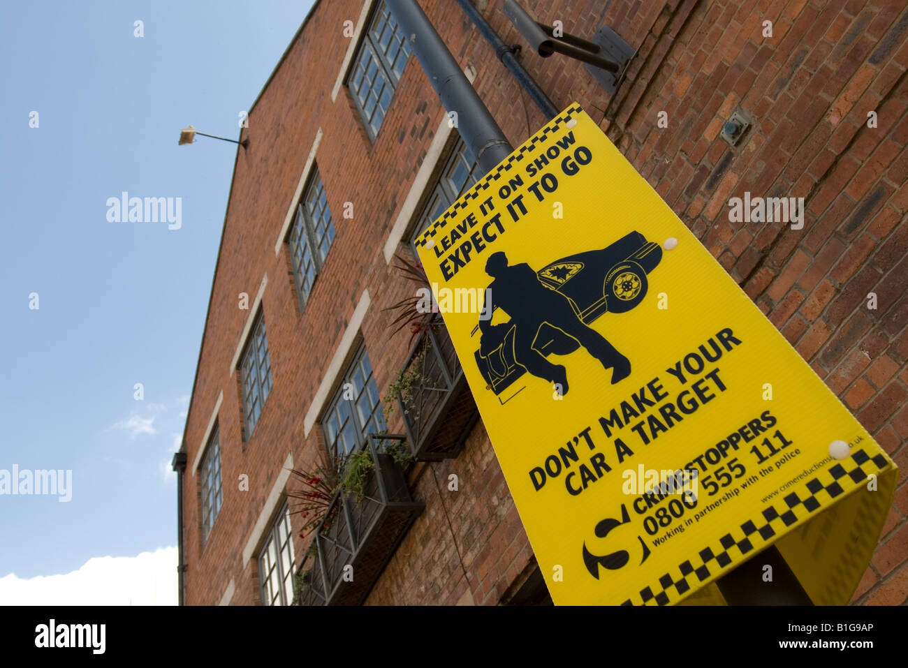 Crime stoppers hi-res stock photography and images - Alamy