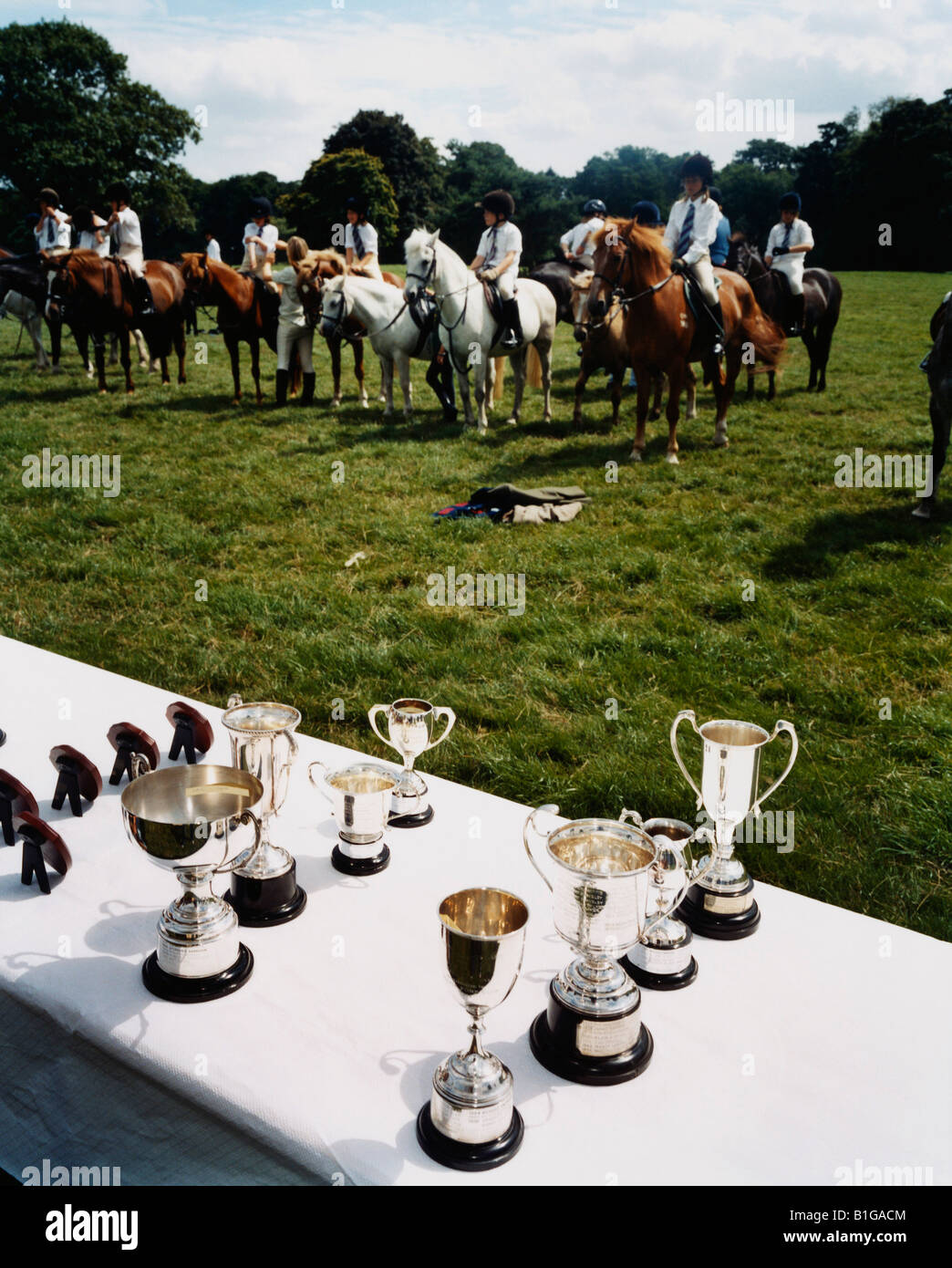 Kids With Trophies High Resolution Stock Photography and Images - Alamy