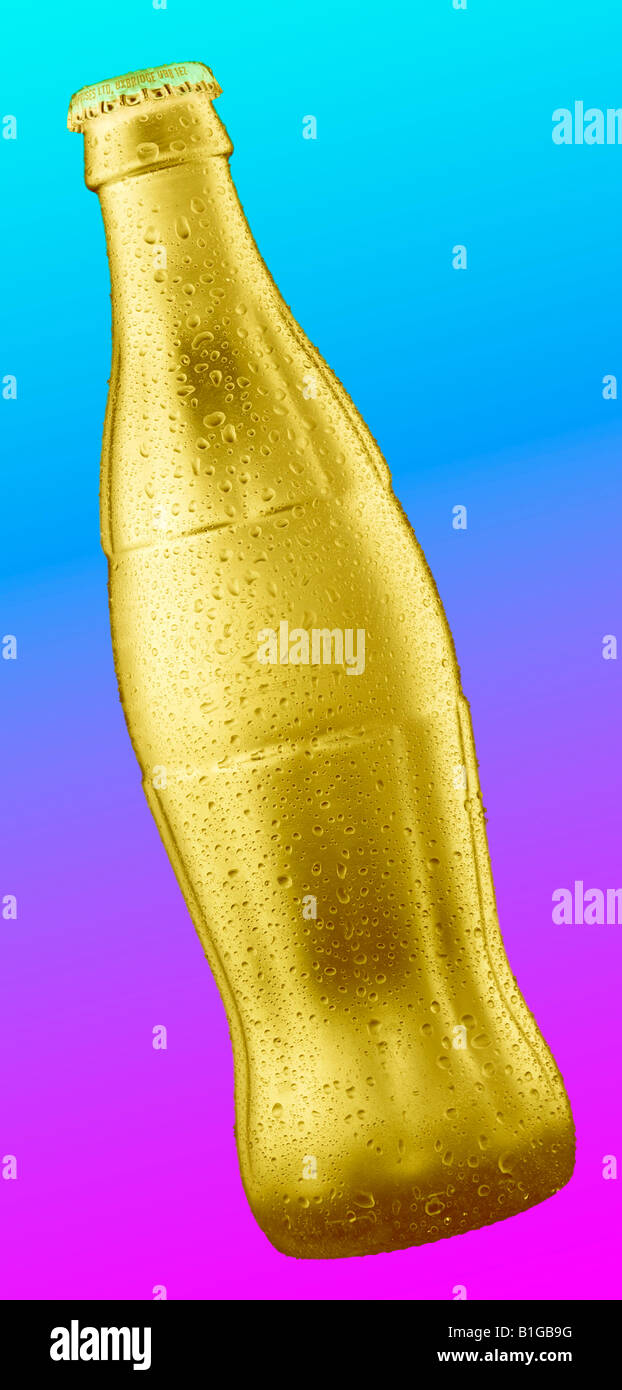 Bottle of coca cola water droplets hi-res stock photography and images ...