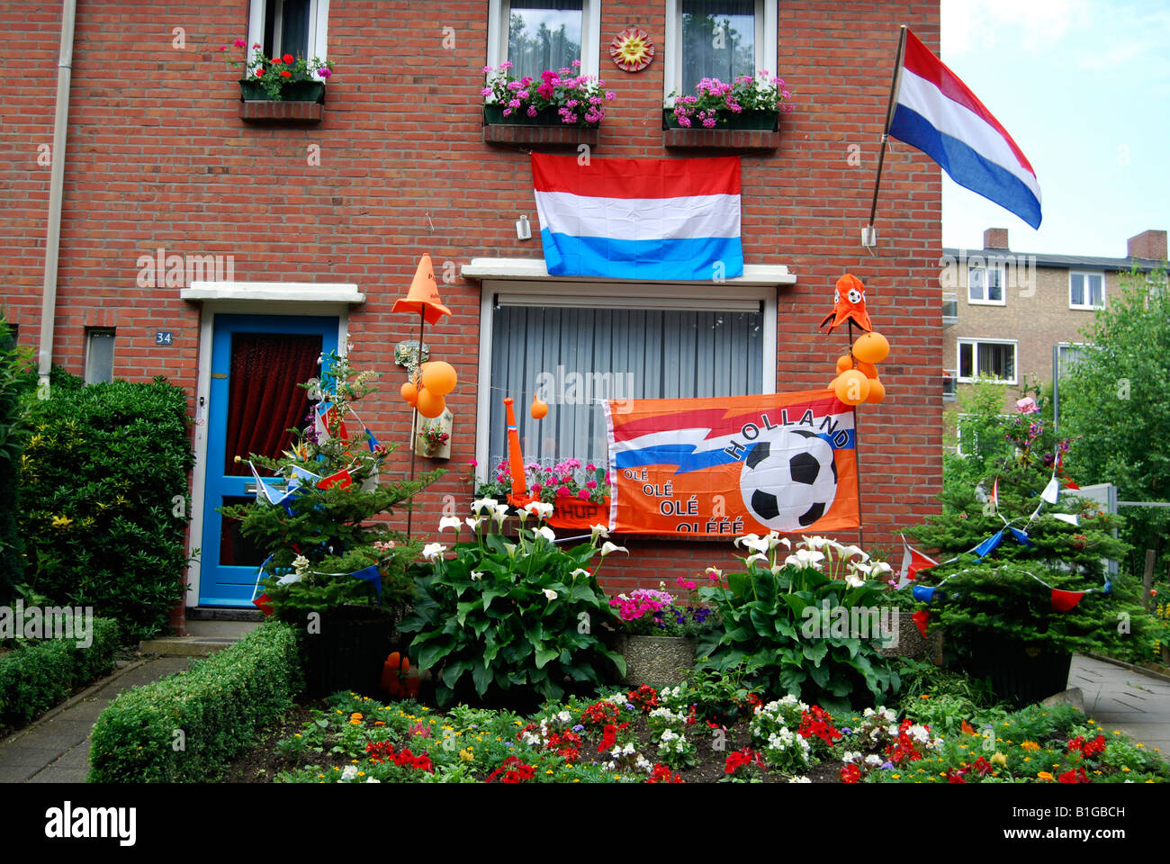 Dutch national team colours hi-res stock photography and images - Alamy