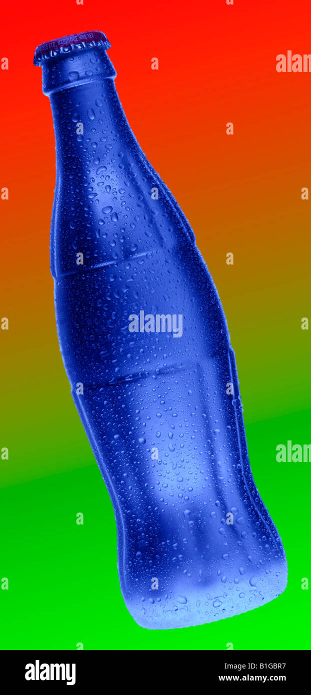 Bottle of coca cola water droplets hi-res stock photography and images ...