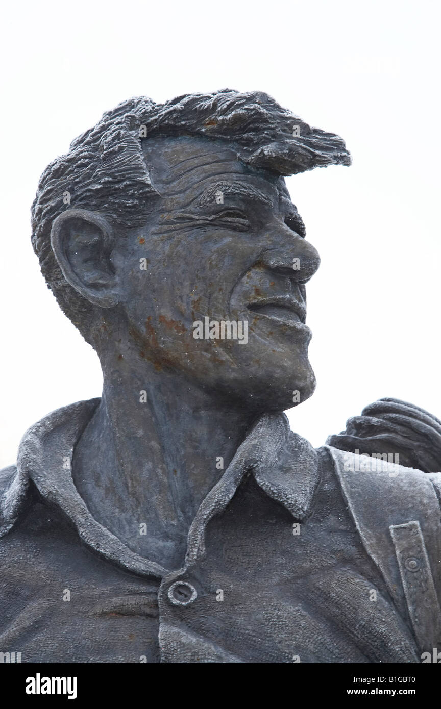 Edmund hillary everest hi-res stock photography and images - Alamy
