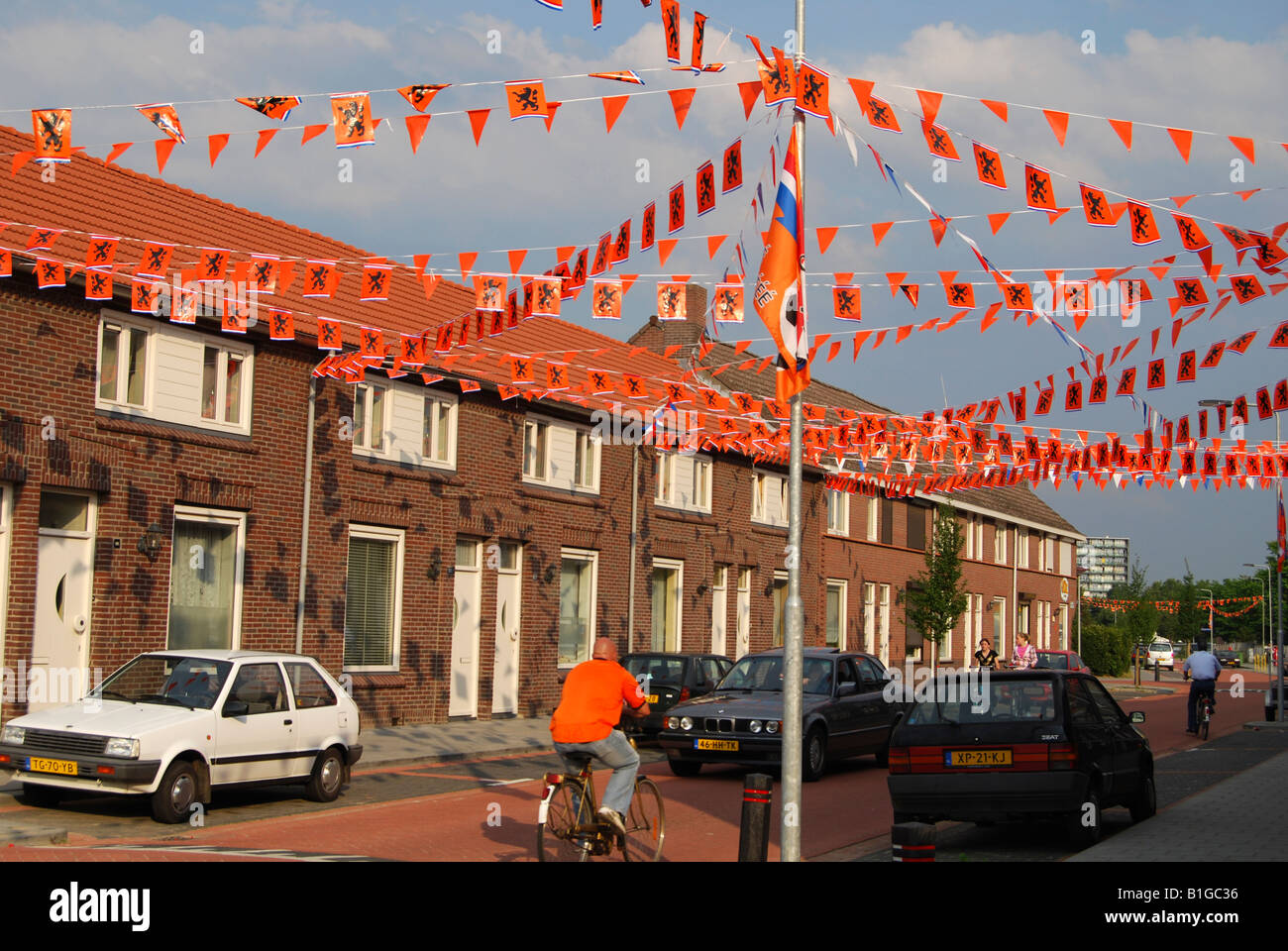 Dutch national team colours hi-res stock photography and images - Alamy