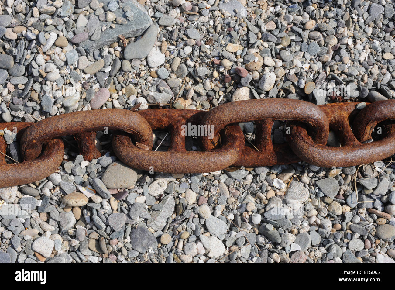 Rust chain hi-res stock photography and images - Alamy