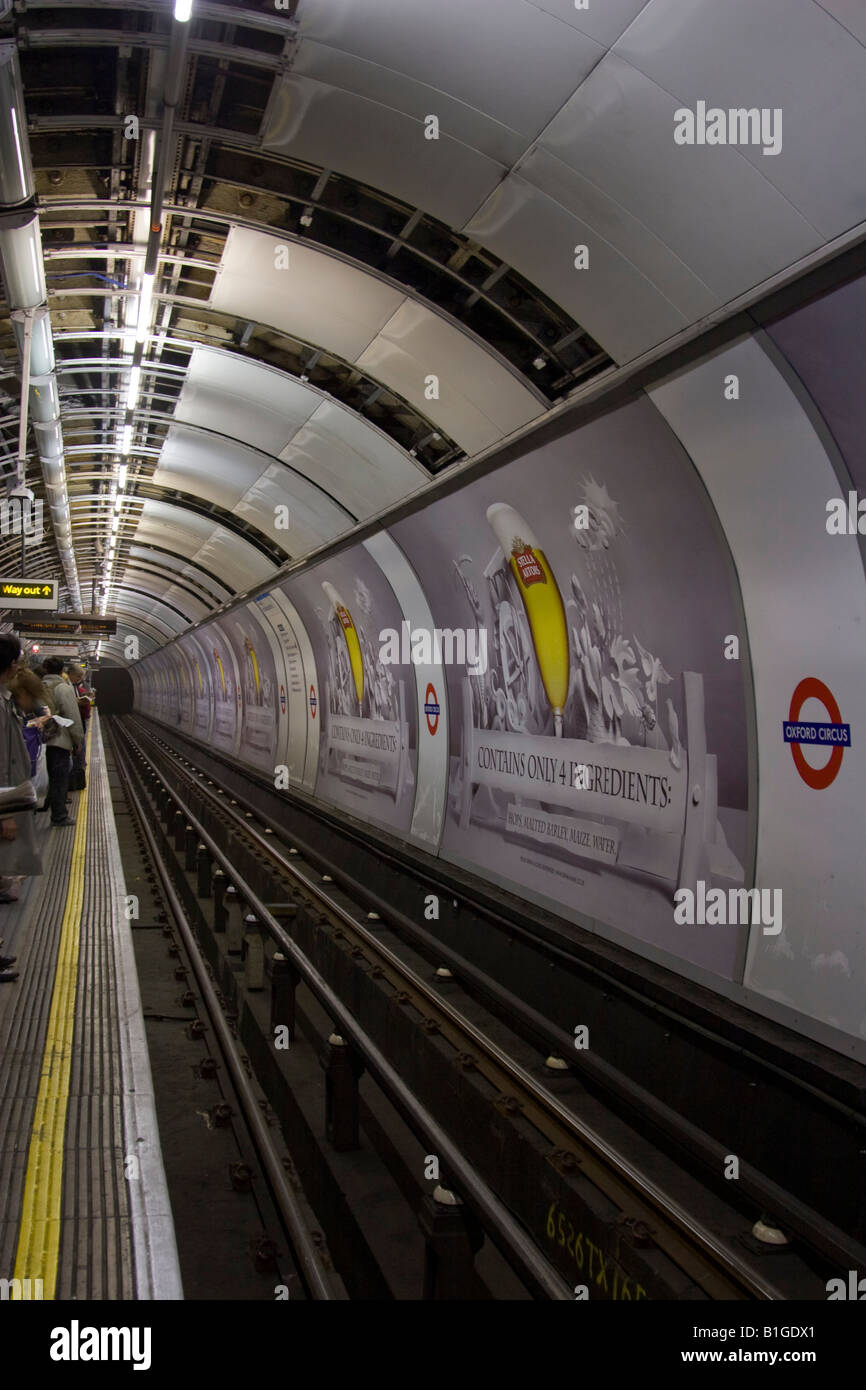 Victoria Line High Resolution Stock Photography and Images - Alamy