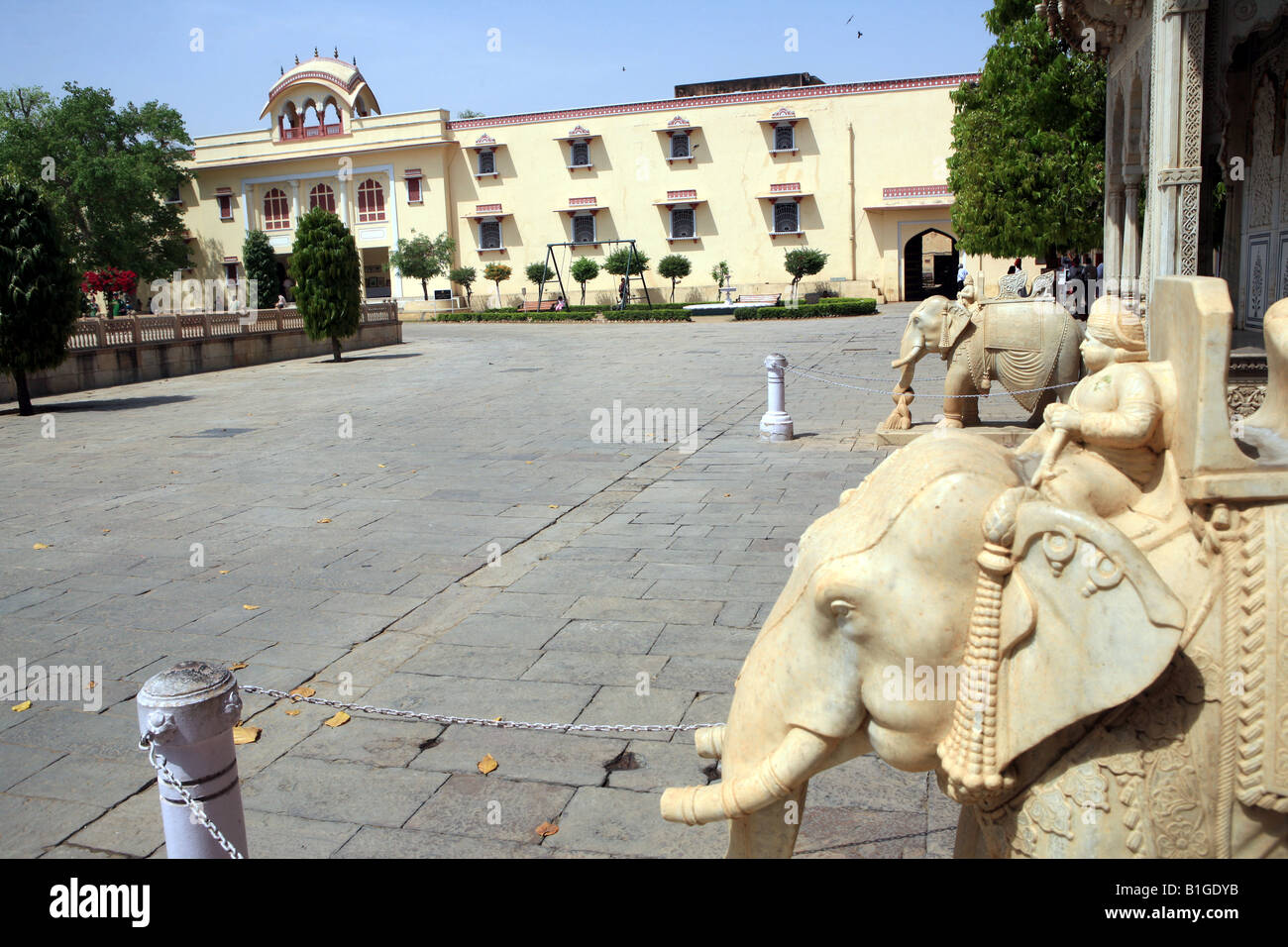 An elephant statue by an entrance of the Museum in Jaipur India Stock ...