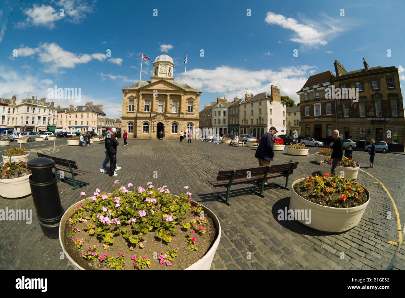 Kelso Scotland the town square with Town House, fisheye view Stock ...