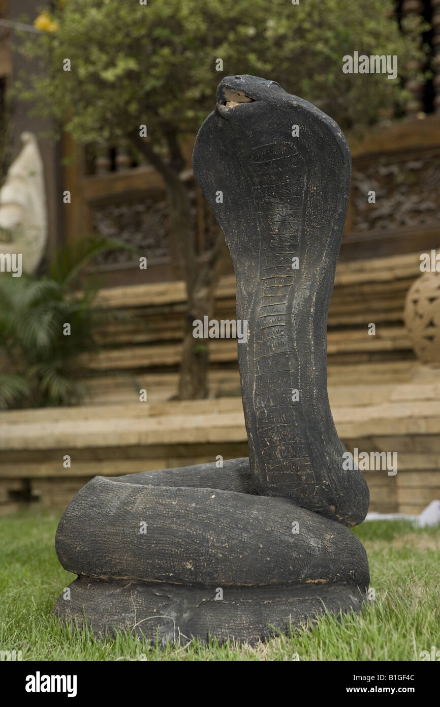 King Cobra Statue Stock Photo - Alamy