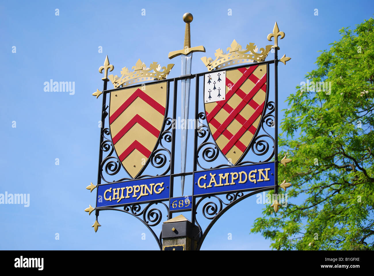 Chipping Campden town sign, High Street, Chipping Campden, Cotswolds ...