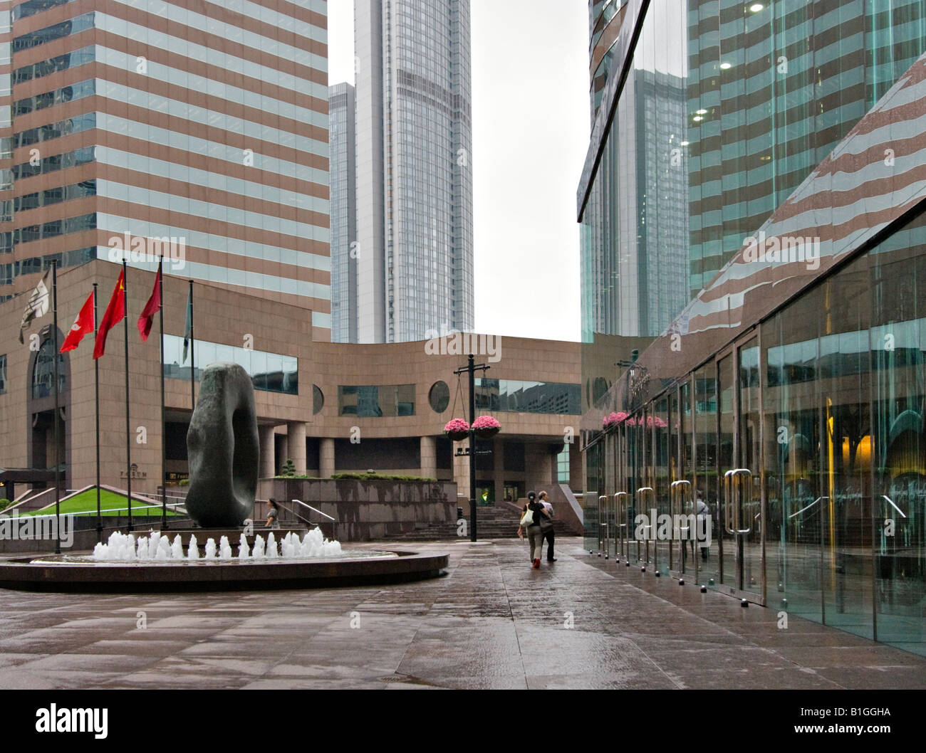 Hong kong stock exchange square hi-res stock photography and images - Alamy