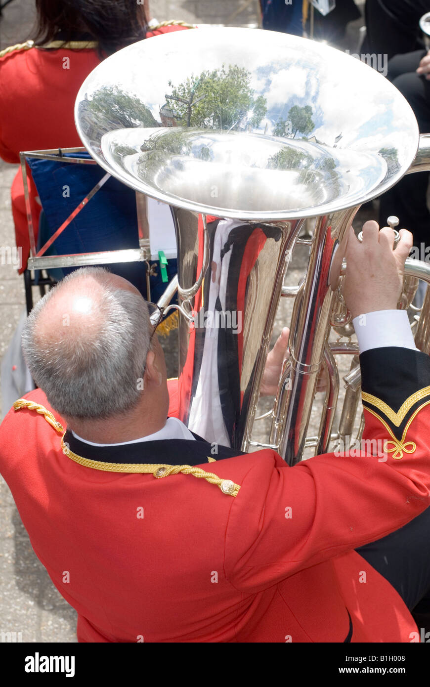 Tuba player in brass band hi-res stock photography and images - Alamy
