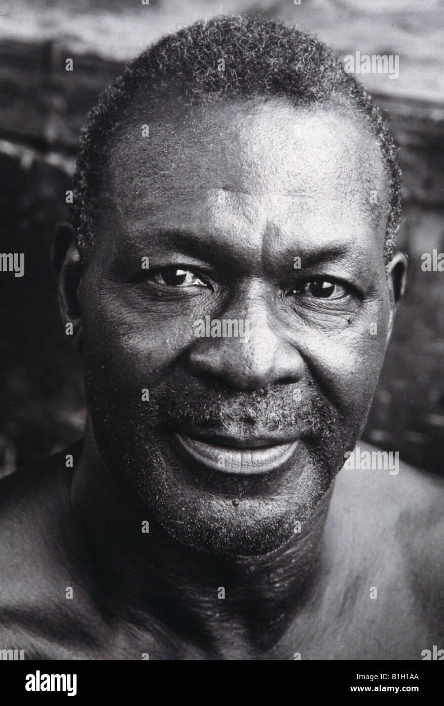 Vintage smiling man hi-res stock photography and images - Alamy