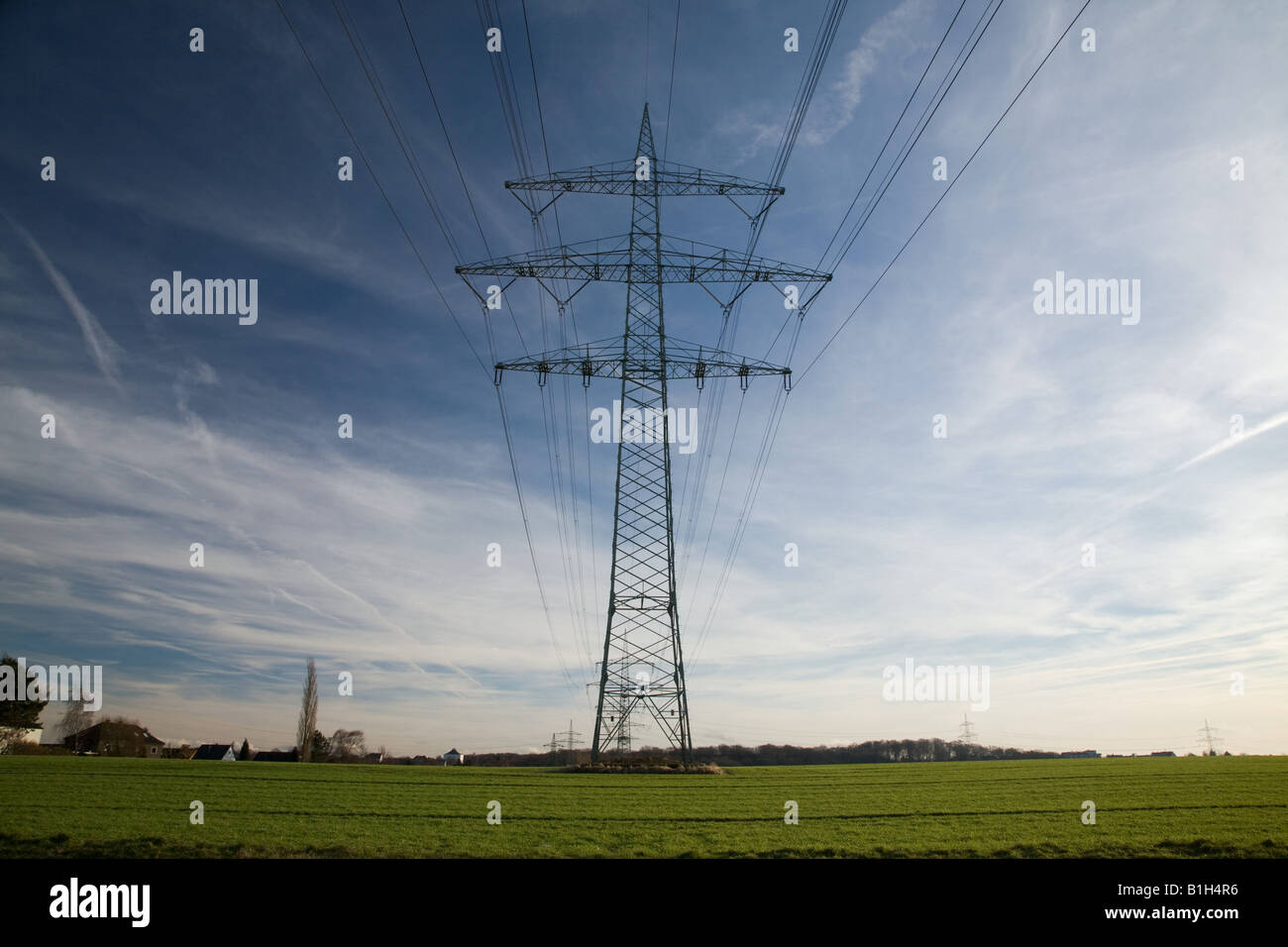 Electrical tower hi-res stock photography and images - Alamy