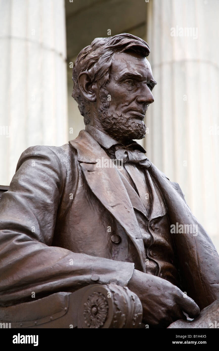 Close-up of a statue of Abraham Lincoln, History Museum And Library ...