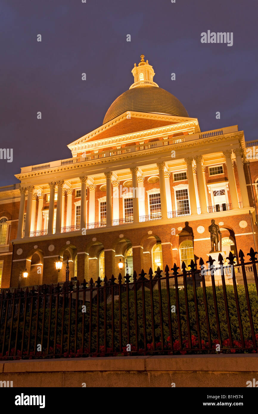 Facade government building massachusetts state hi-res stock photography ...