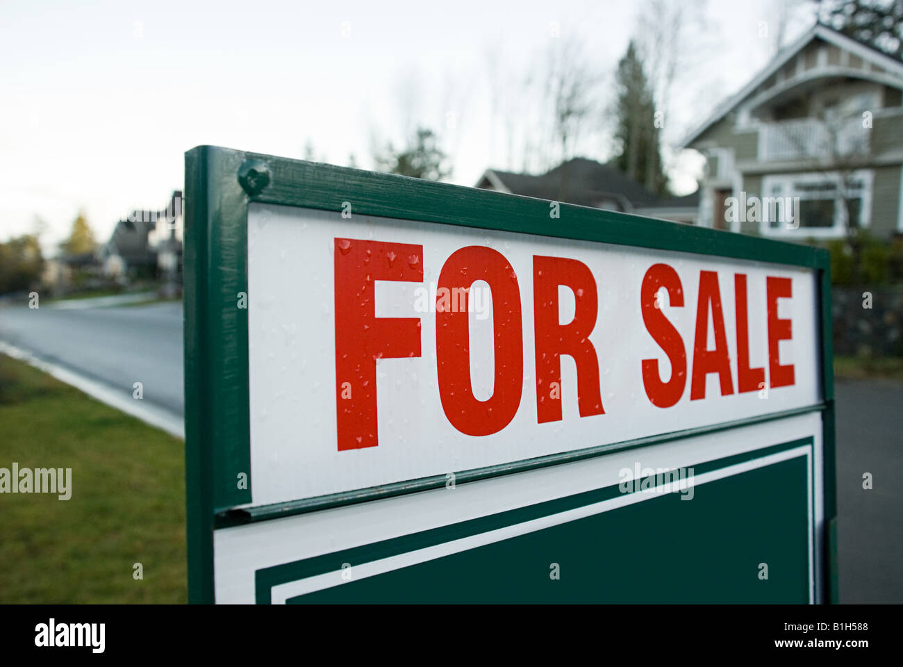For sale sign Stock Photo - Alamy