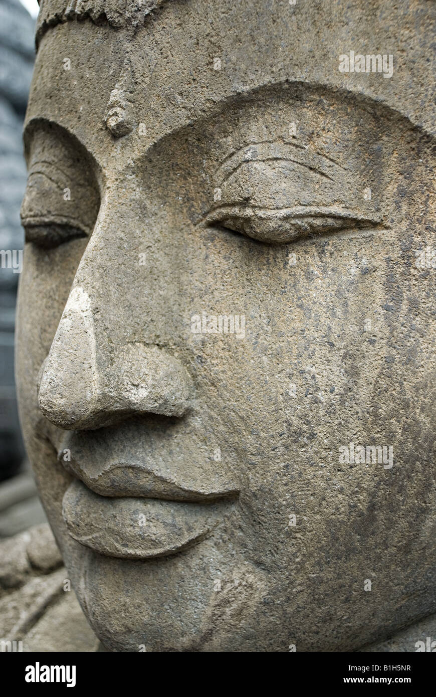 Rock face statue hi-res stock photography and images - Alamy