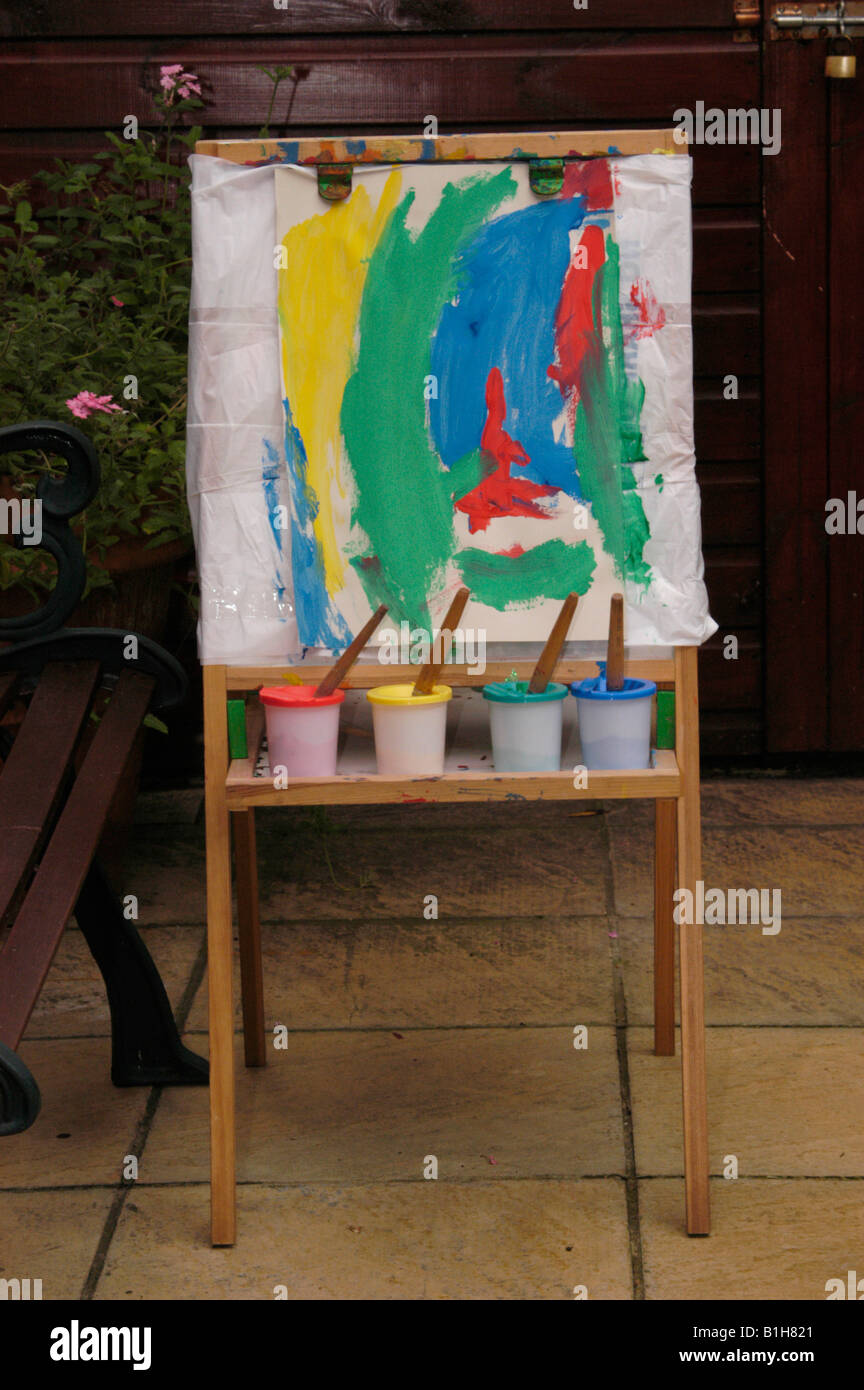 Still life with primary colors hi-res stock photography and images - Alamy