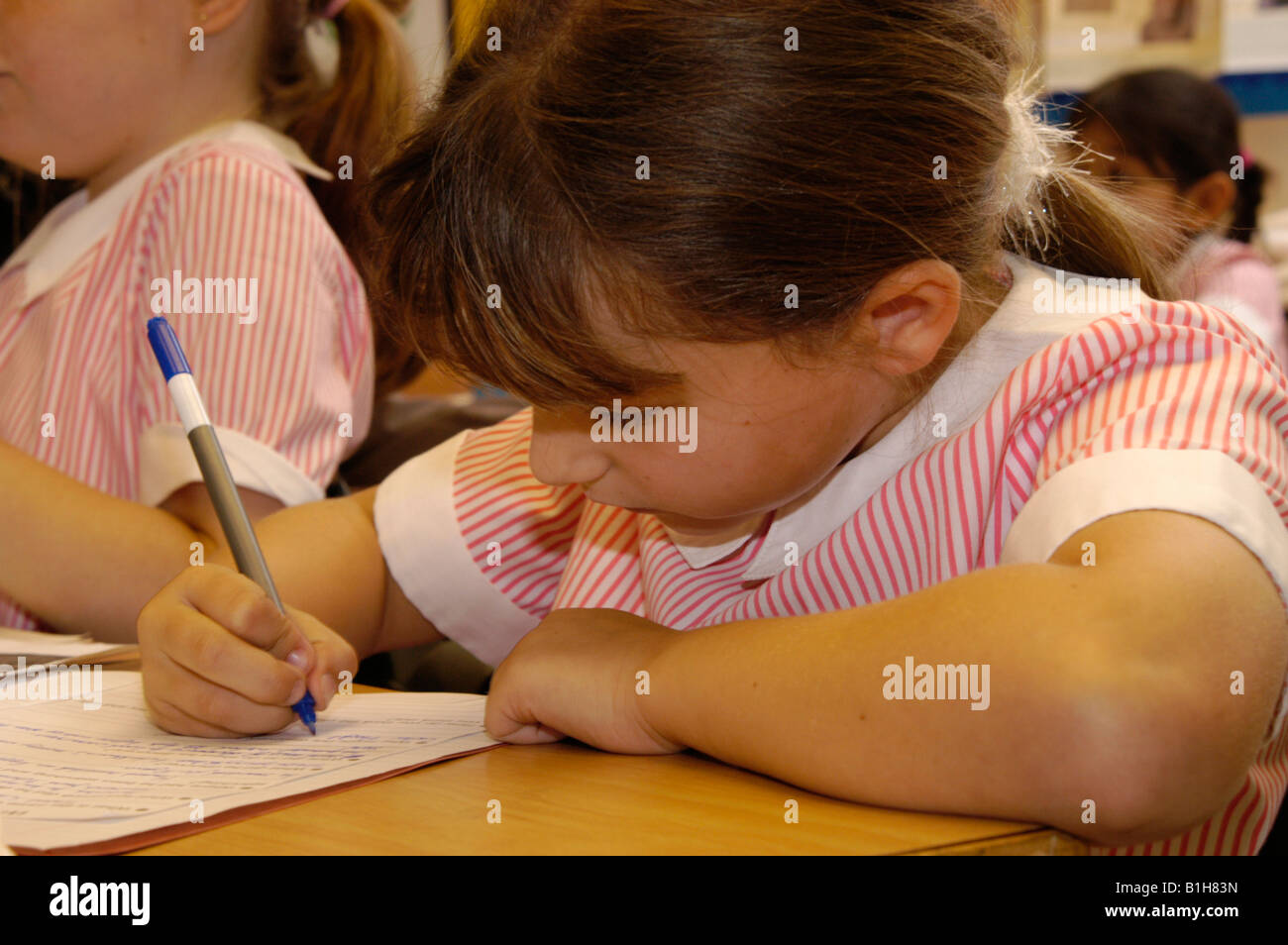 Junior schoolgirls hi-res stock photography and images - Alamy