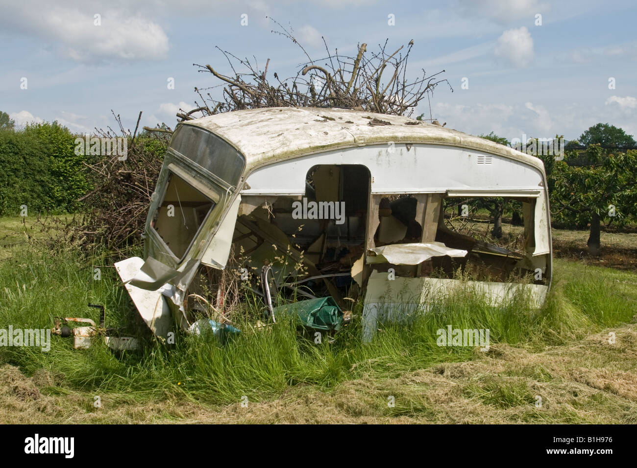 Wrecked caravan hi-res stock photography and images - Alamy