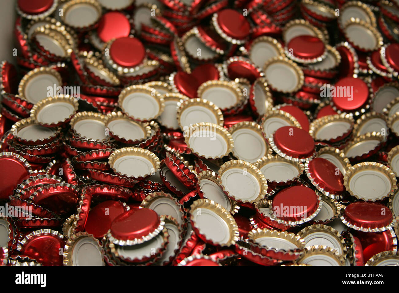 Gold tops hi-res stock photography and images - Alamy