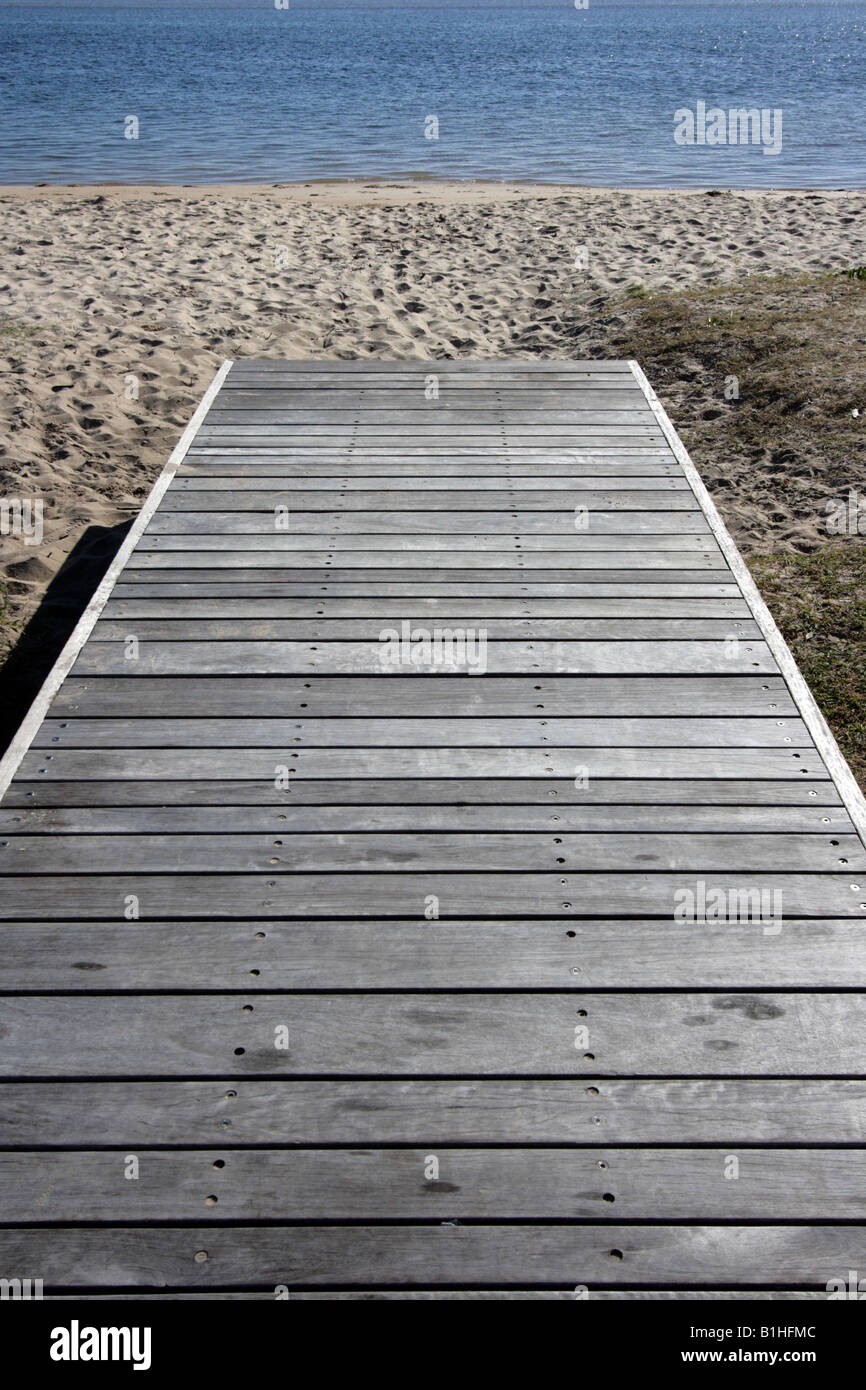 TIMBER JETTY LOOKING TOWARDS WATER HORIZONTAL BDB10095 Stock Photo - Alamy