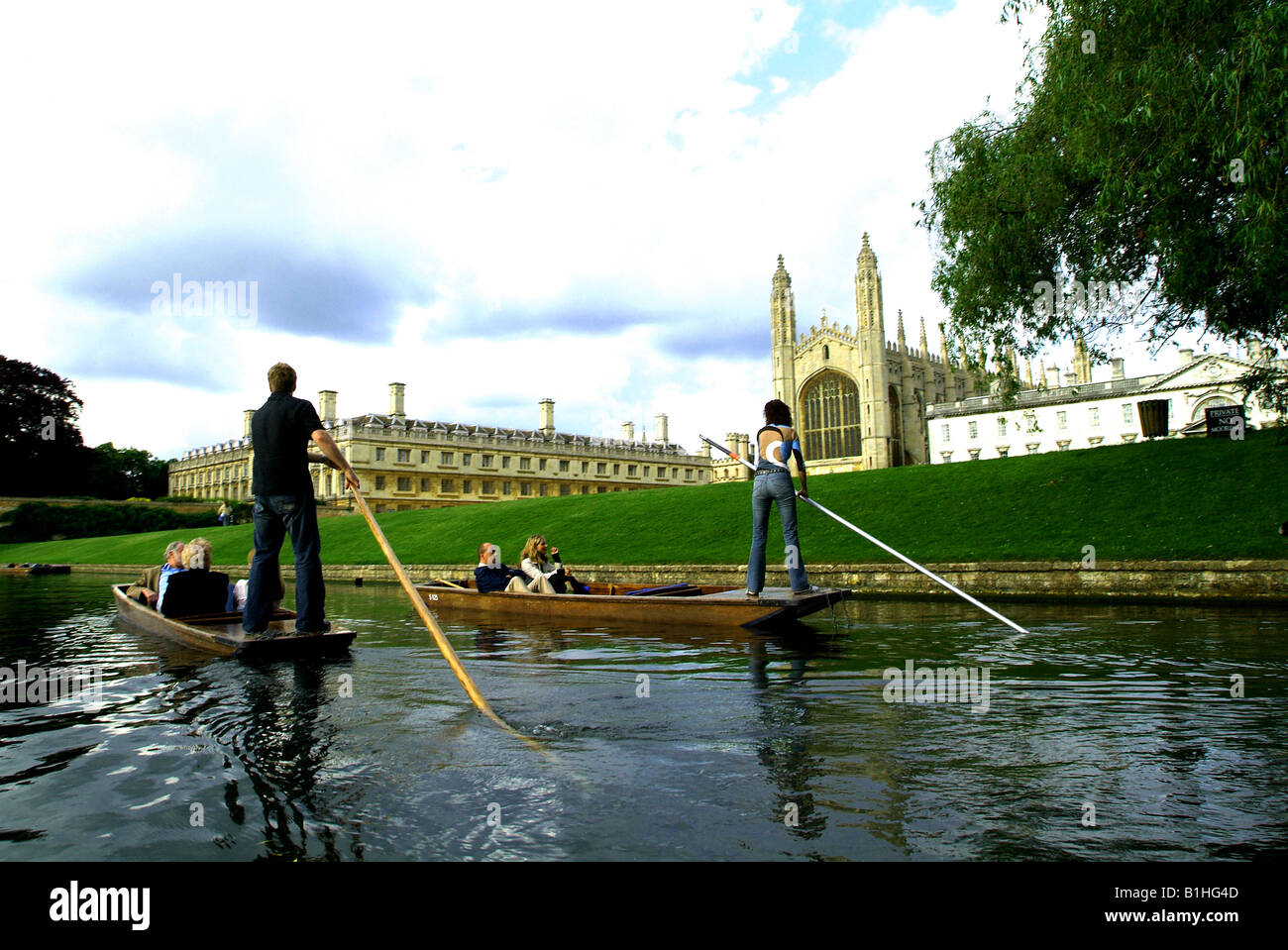 Kings college bridges hi-res stock photography and images - Alamy