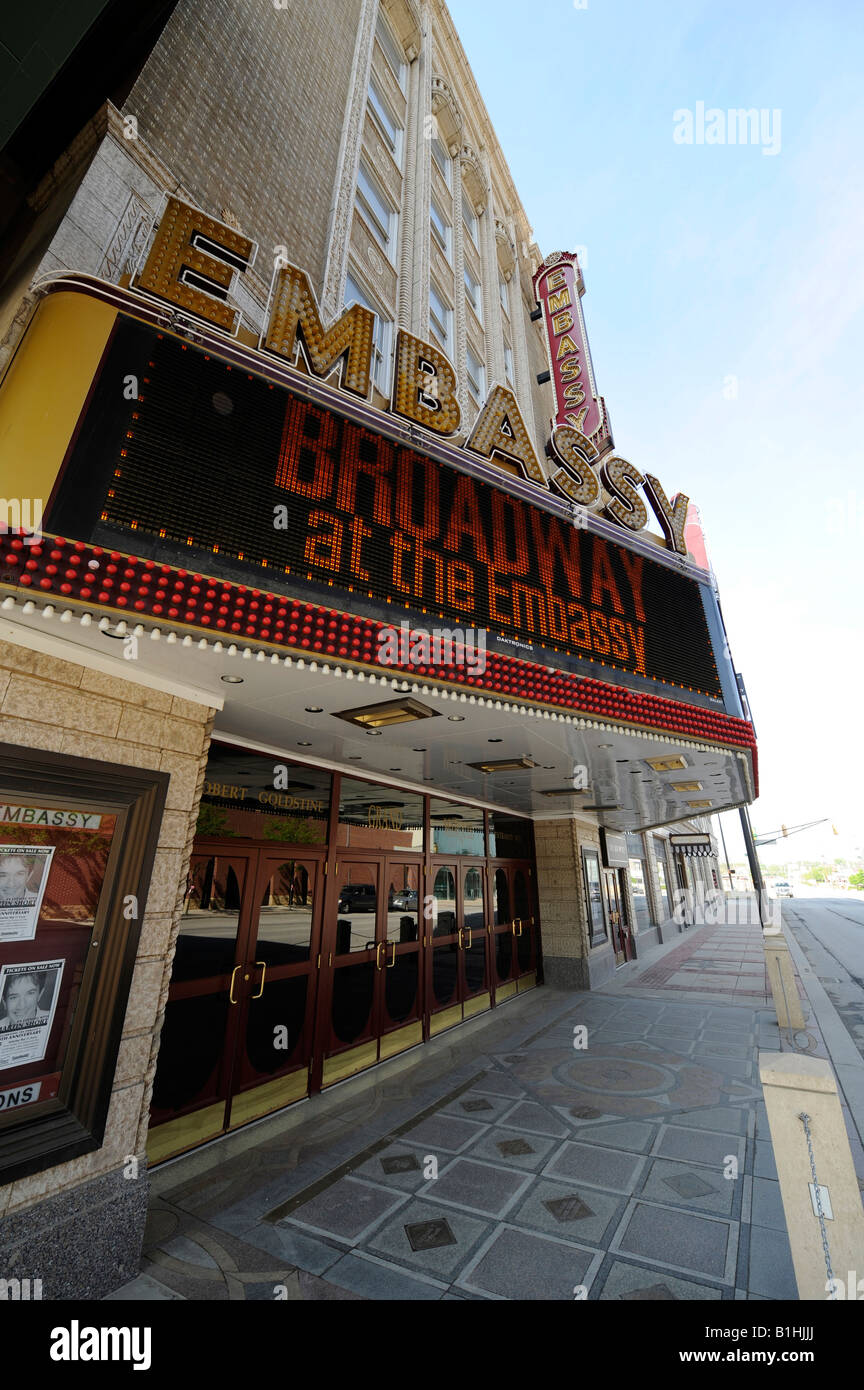 Embassy theater hi-res stock photography and images - Alamy