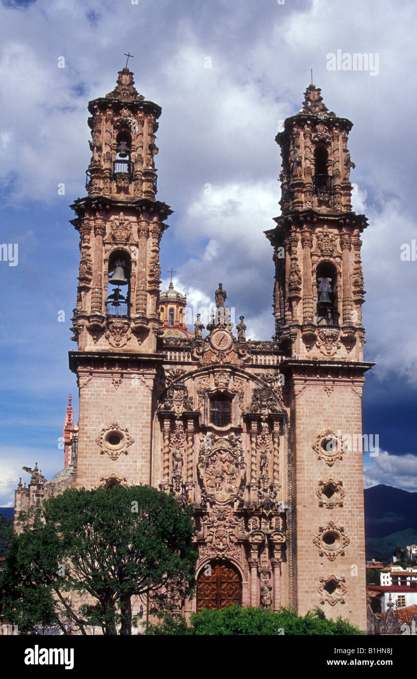 The baroque-style Santa Prisca Church in the Spanish colonial town of ...