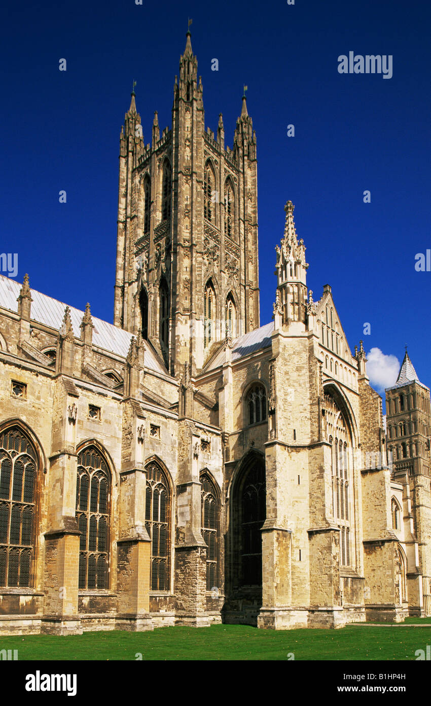 Canterbury cathedral england flower hi-res stock photography and images ...