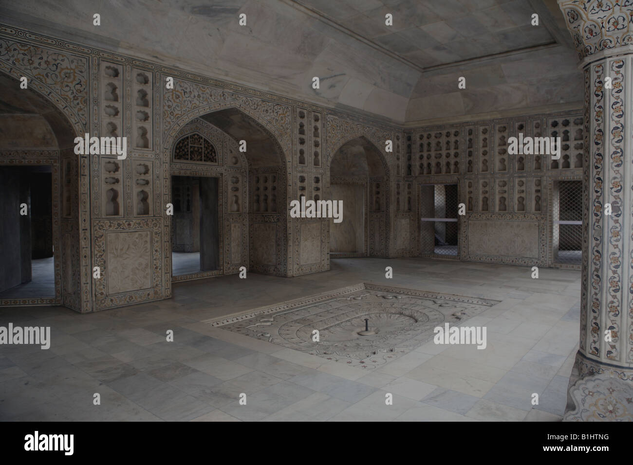 The palace inside the Red Fort Agra India. aka Lal Qila Fort Rouge and ...