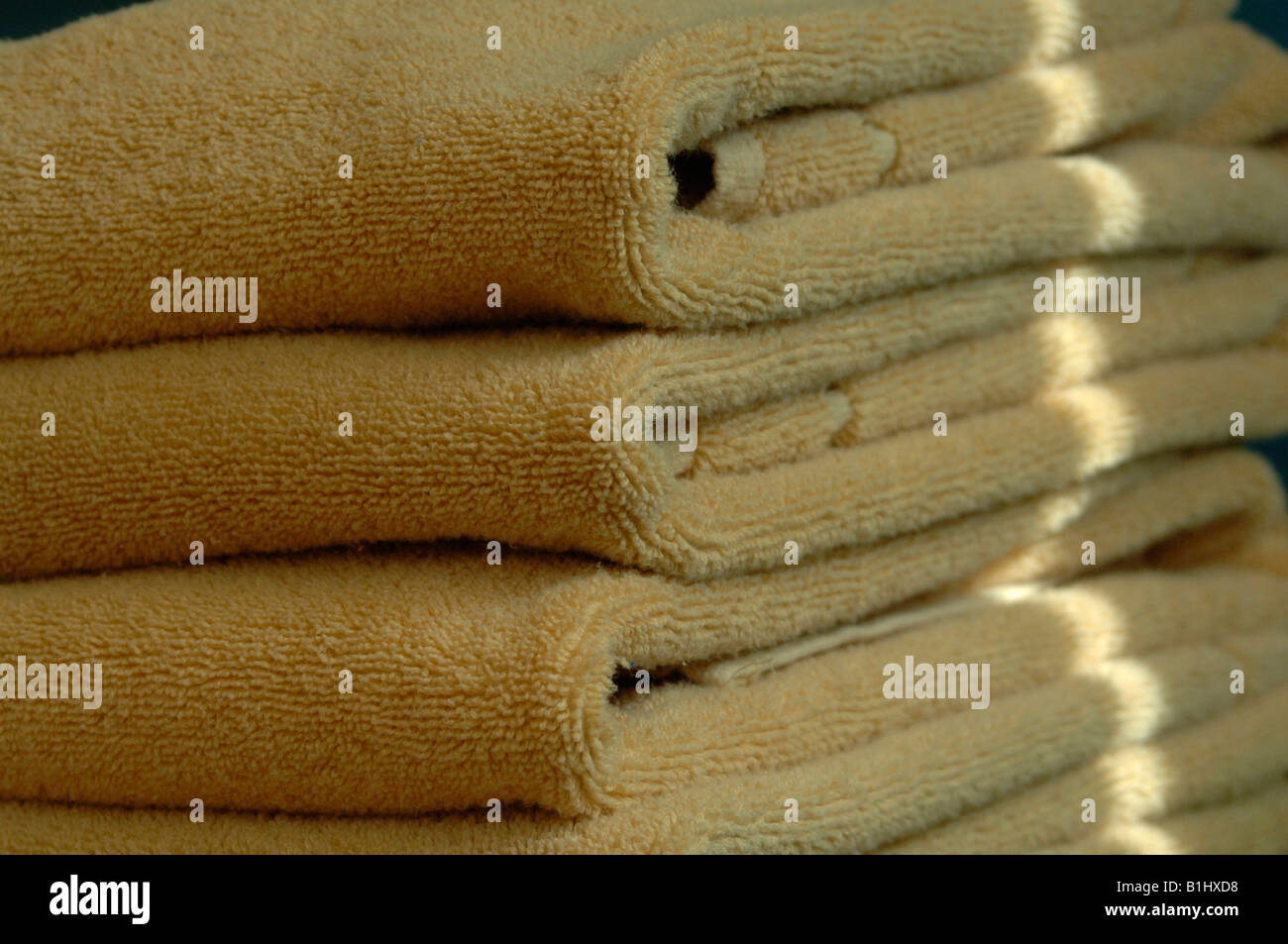 Stack of towels Stock Photo - Alamy
